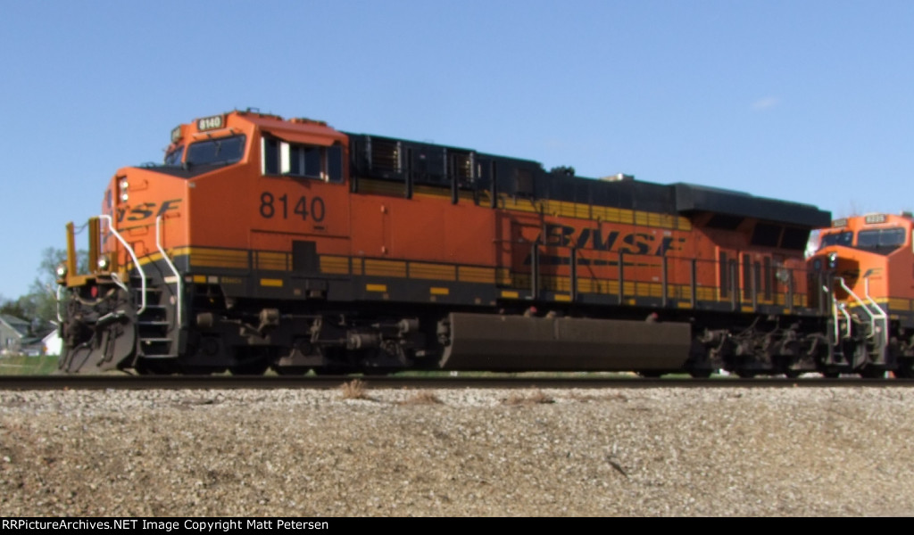 BNSF 8140